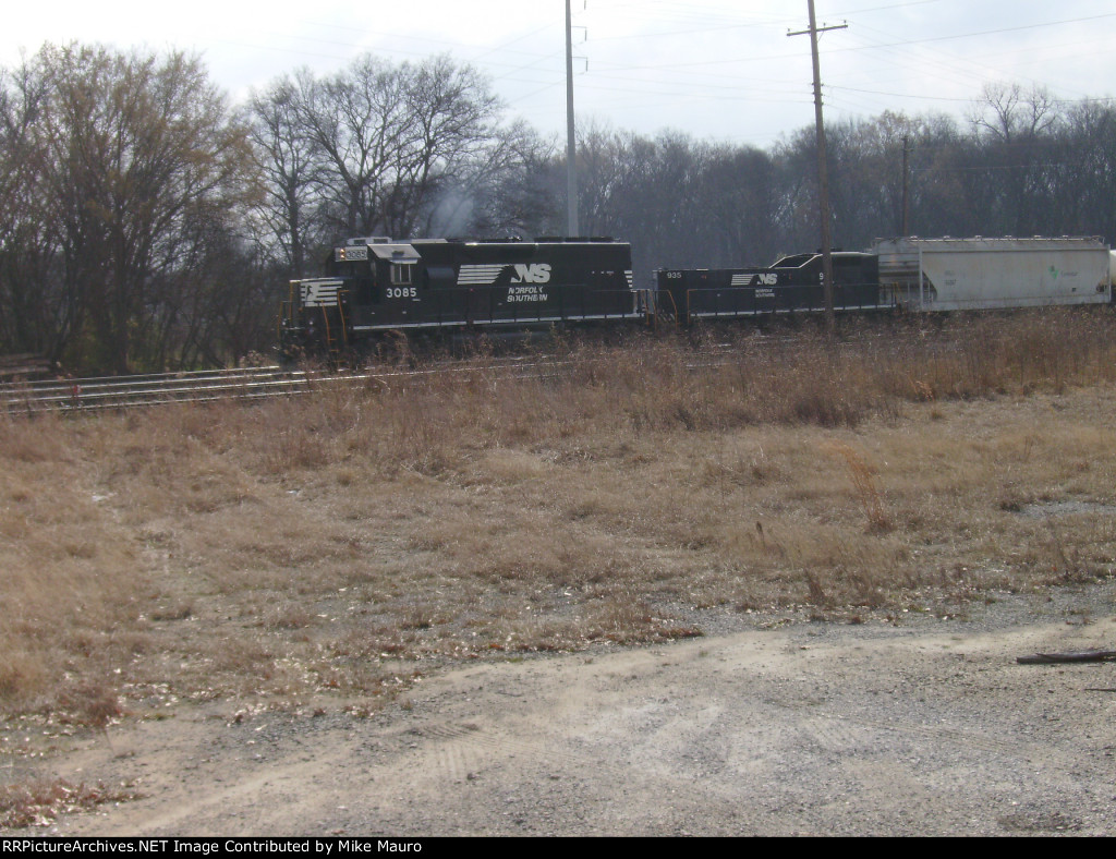 Working The North End of Brosnan Yard